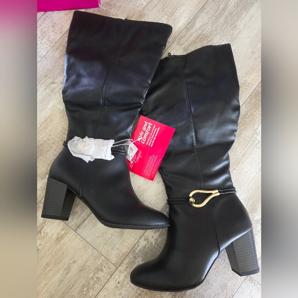 dexflex comfort | Shoes | Deflex Comfort Black Heel Gold Detail Boots ...